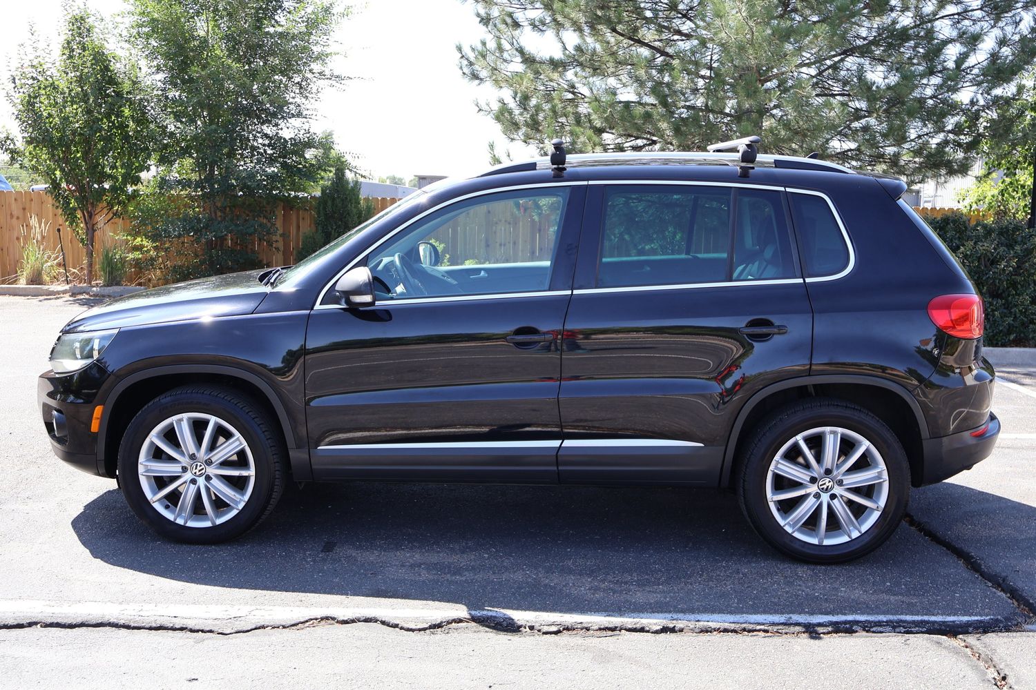 2012 Volkswagen Tiguan SE 4Motion | Victory Motors of Colorado