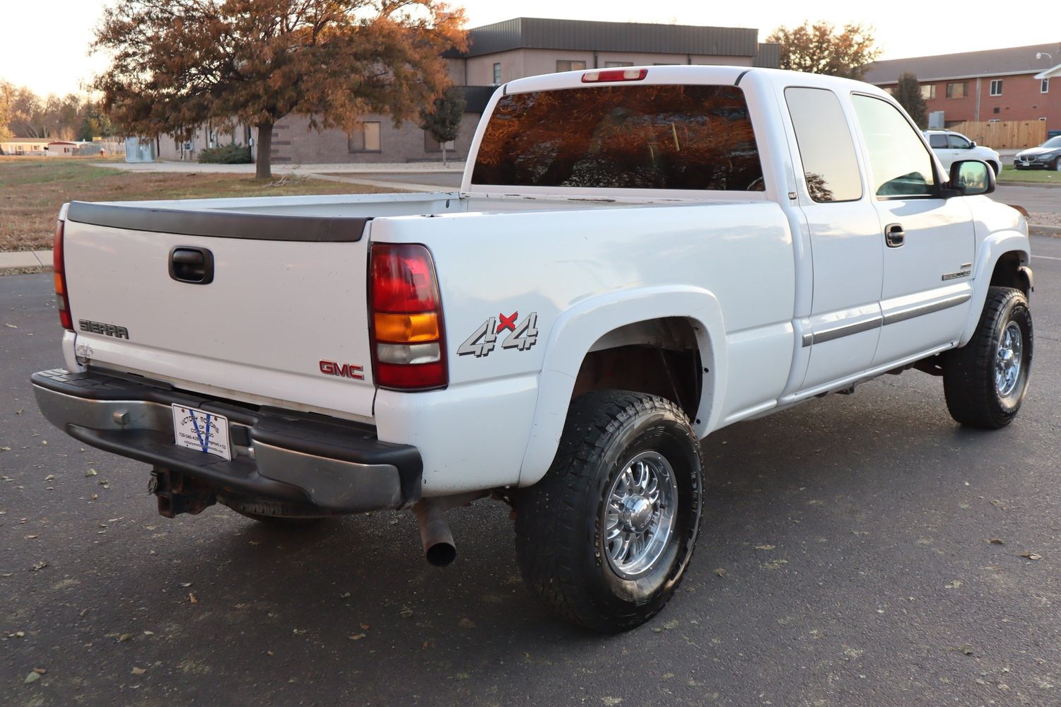 2002 GMC Sierra 2500HD SLE | Victory Motors of Colorado