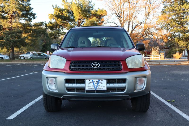 2002 Toyota RAV4 Photos