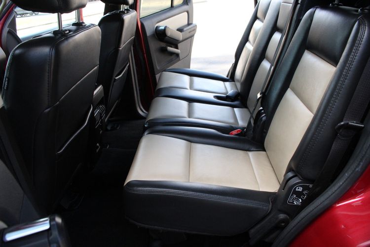 2010 Ford Explorer Eddie Bauer | Victory Motors of Colorado