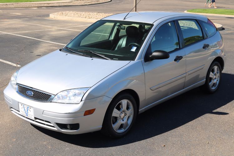 2005 Ford Focus ZX5 SE | Victory Motors of Colorado