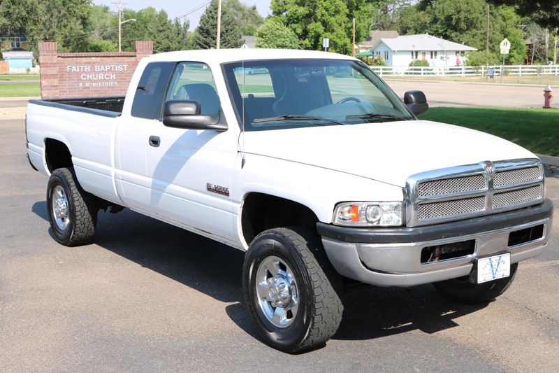 2002 Dodge Ram 2500 Photos