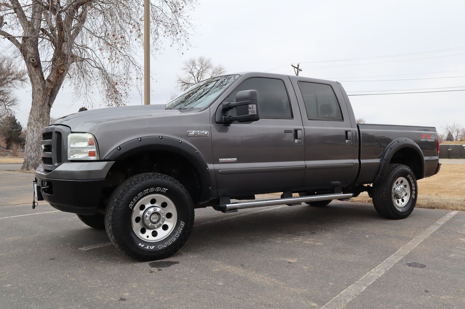 2006 Ford F-250 Super Duty Lariat | Victory Motors of Colorado