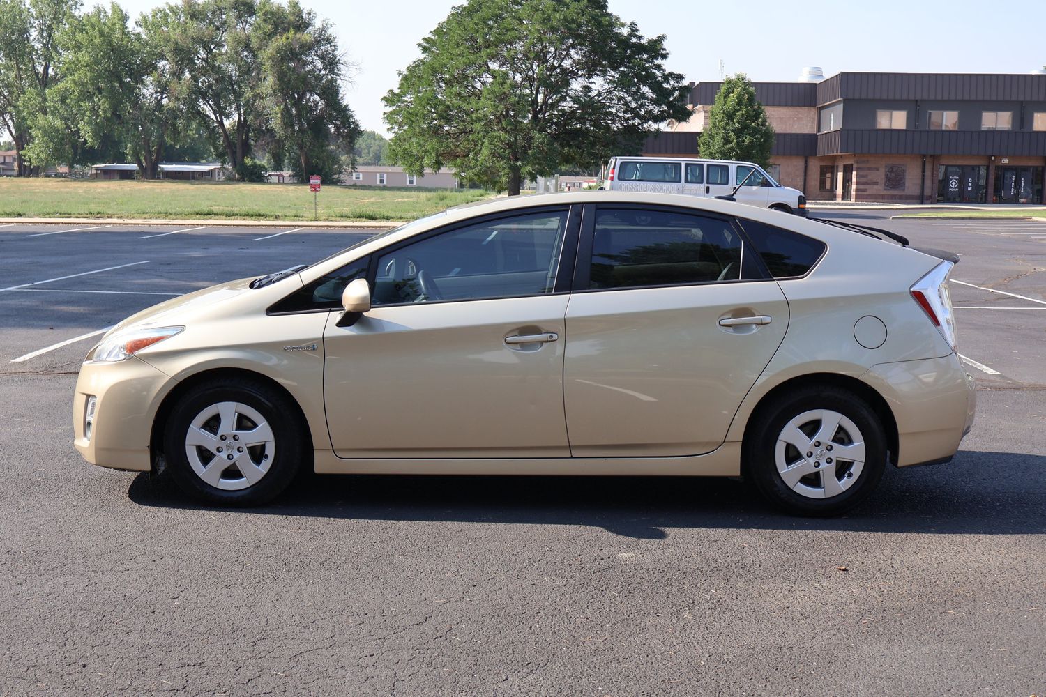 2010 Toyota Prius III | Victory Motors of Colorado