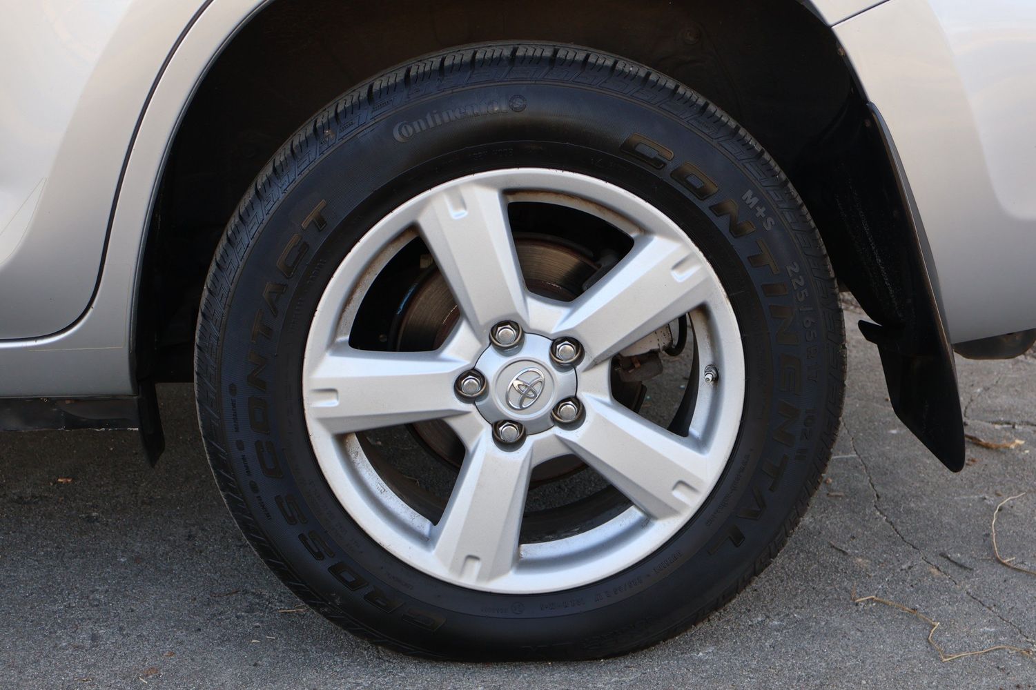 2007 Toyota RAV4 Base | Victory Motors of Colorado