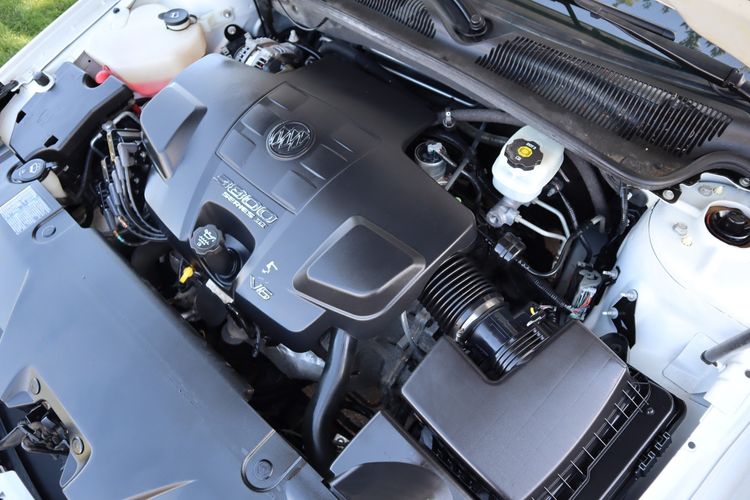 2007 Buick Lucerne CXL V6 | Victory Motors of Colorado