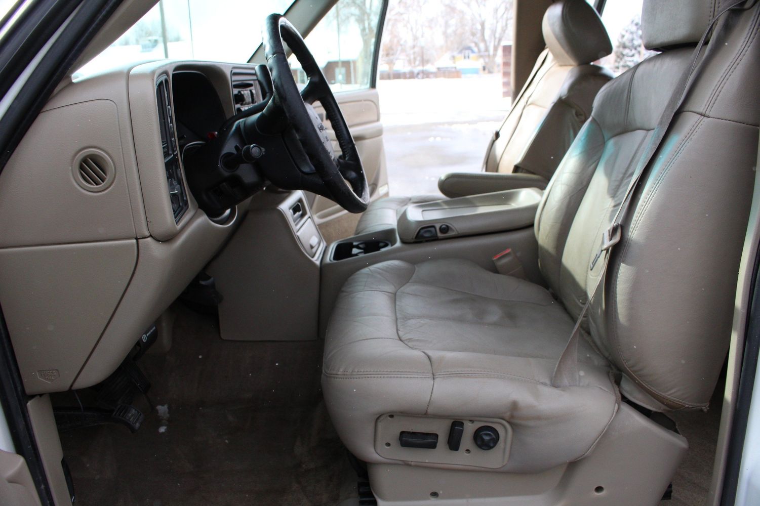 2001 GMC Sierra 2500HD SLT | Victory Motors of Colorado
