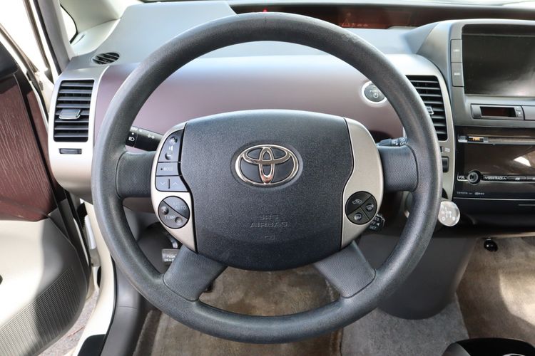 2004 Toyota Prius Base | Victory Motors of Colorado