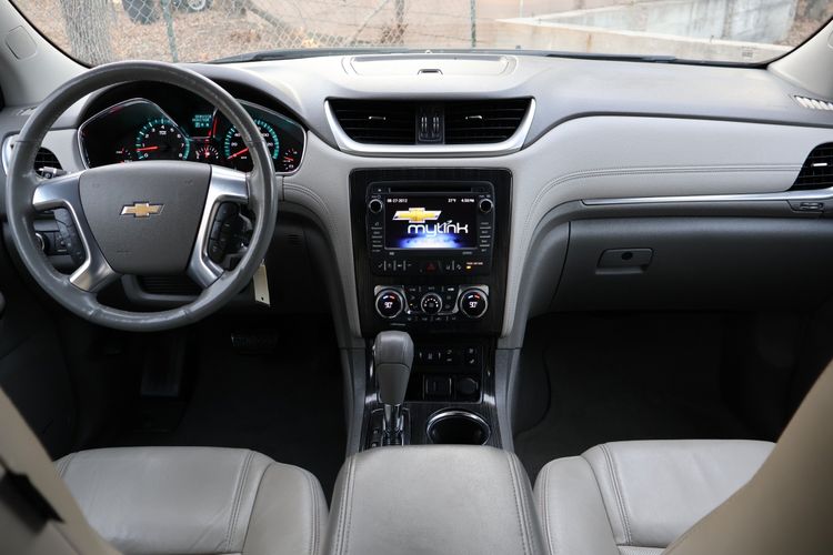 2015 Chevrolet Traverse LTZ | Victory Motors of Colorado