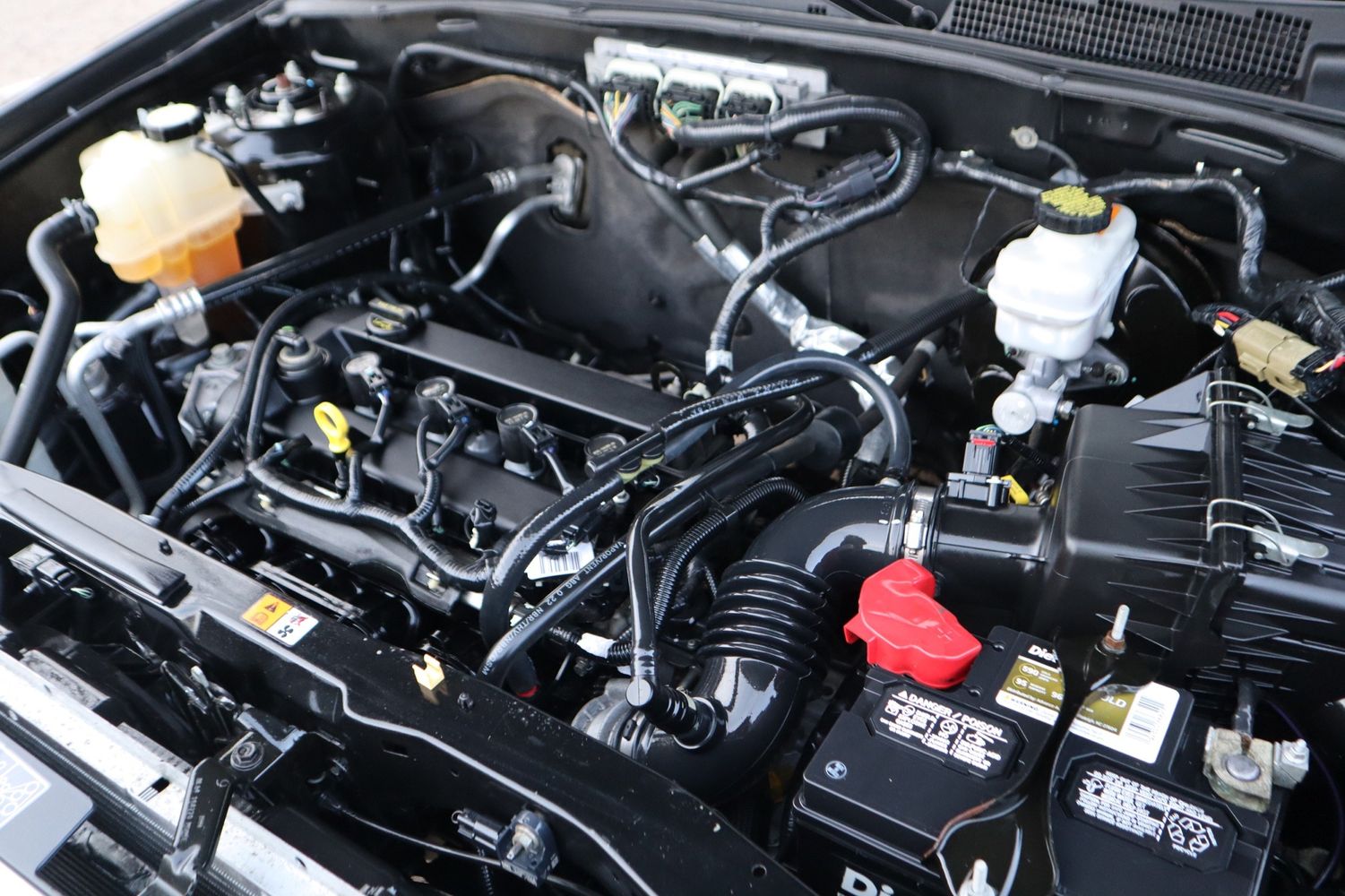 2011 Ford Escape XLT | Victory Motors of Colorado