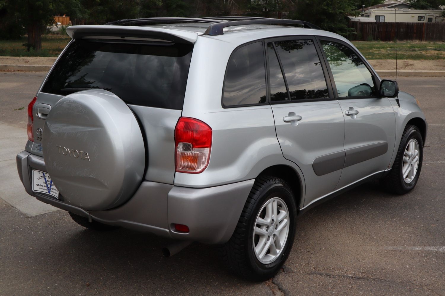 2001 Toyota RAV4 Base | Victory Motors of Colorado