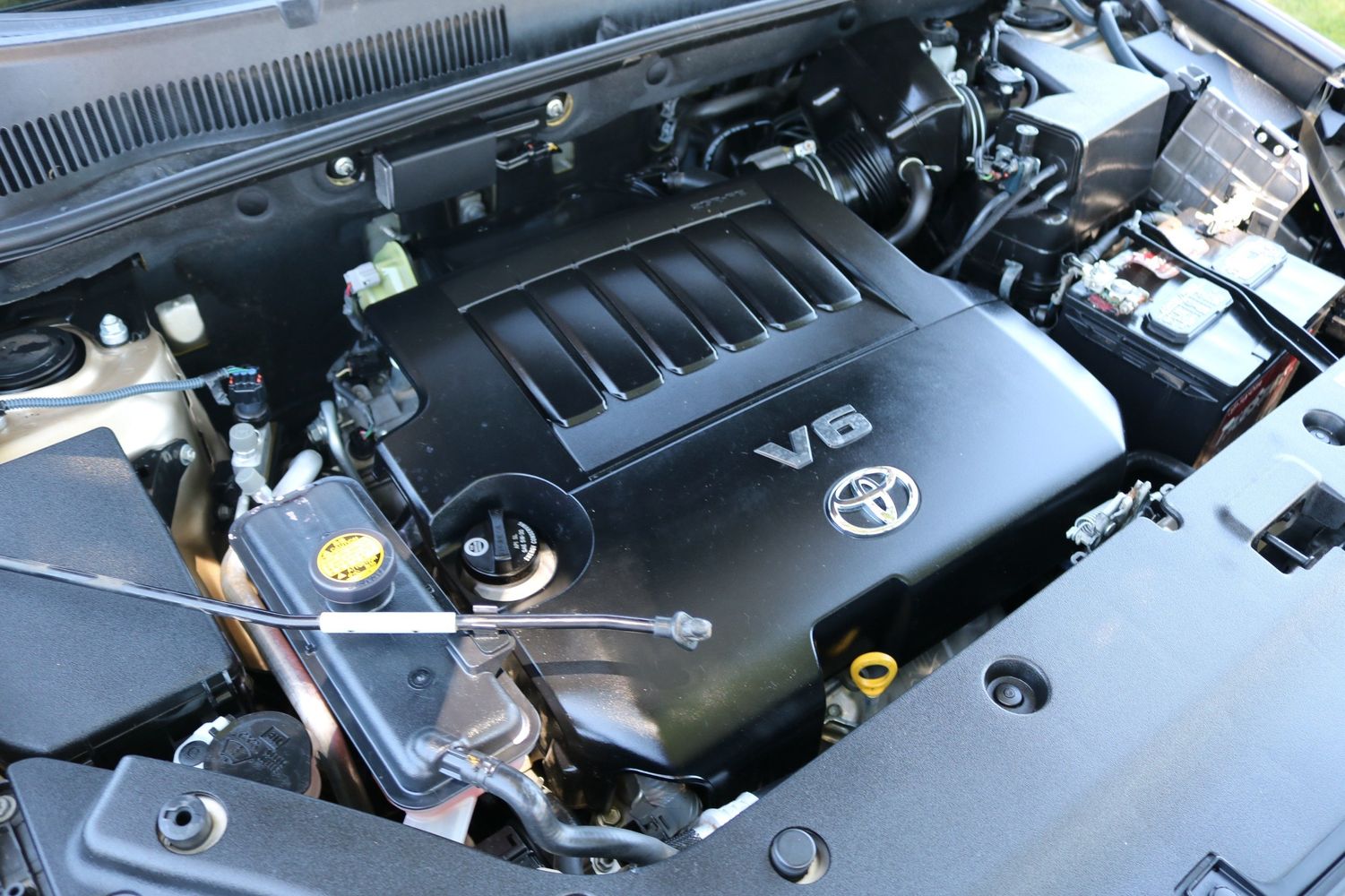 2007 Toyota RAV4 Limited | Victory Motors of Colorado