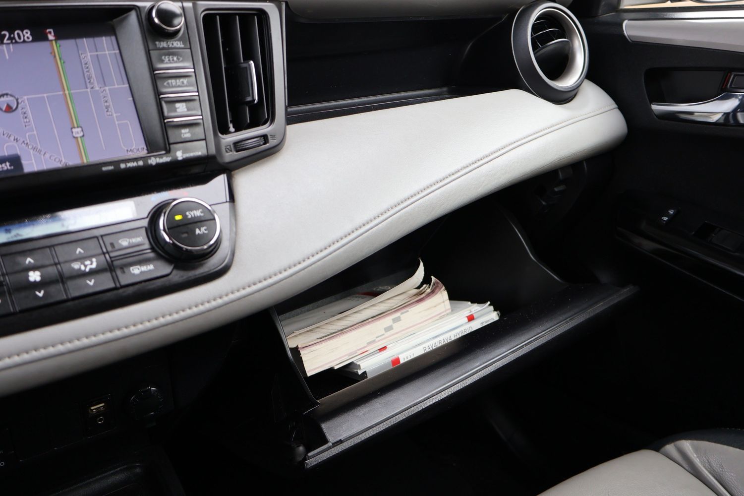 2017 Toyota RAV4 Limited | Victory Motors of Colorado