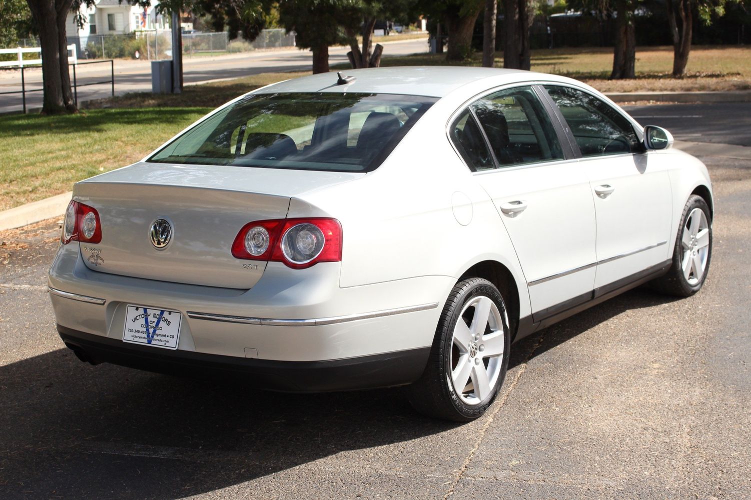 2009 Volkswagen Passat Komfort | Victory Motors of Colorado