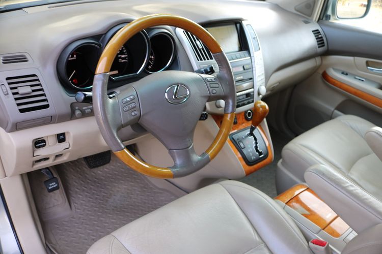 2005 Lexus RX 330 AWD | Victory Motors of Colorado