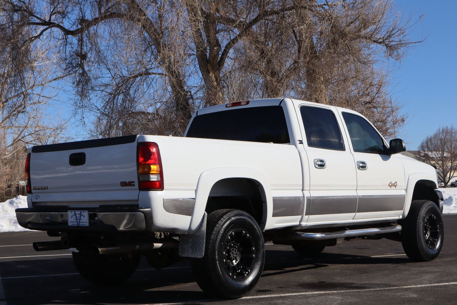 2001 GMC Sierra 2500HD SLE | Victory Motors of Colorado