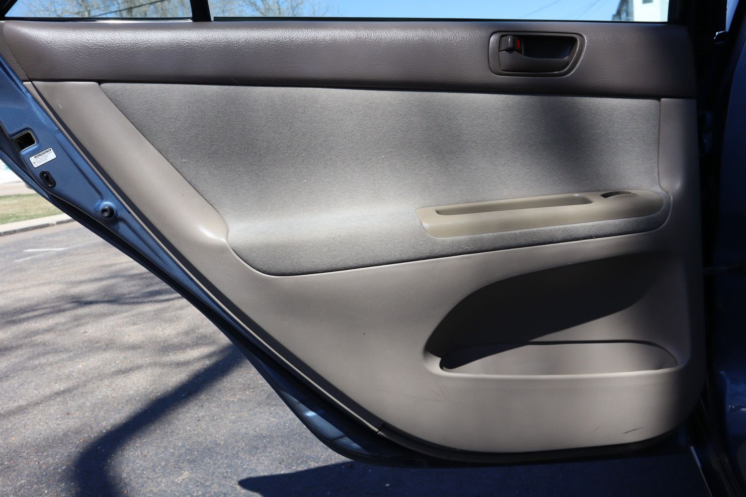 2004 Toyota Camry LE V6 | Victory Motors of Colorado
