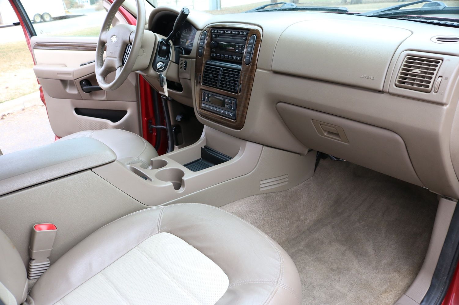 2002 Ford Explorer Eddie Bauer | Victory Motors of Colorado