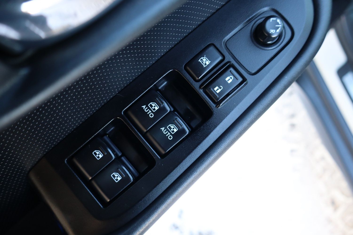 2015 Subaru Outback 3.6R Limited | Victory Motors of Colorado