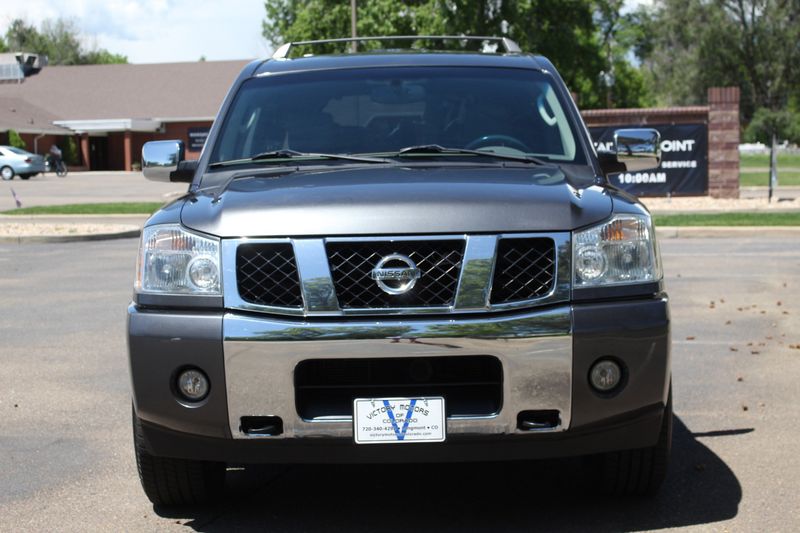 2004 Nissan Armada Photos