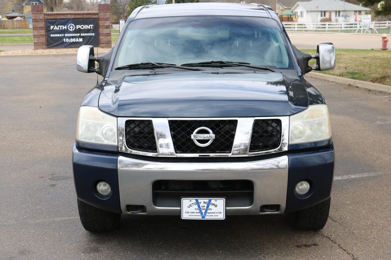 2006 Nissan Titan Photos