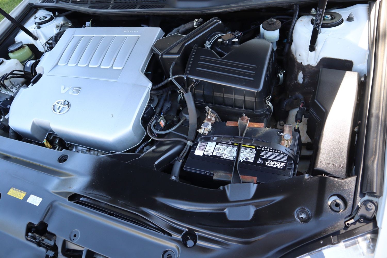 2010 Toyota Avalon XL | Victory Motors of Colorado