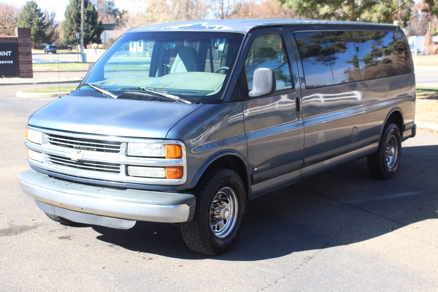 1999 Chevrolet Express Passenger G3500 | Victory Motors of Colorado