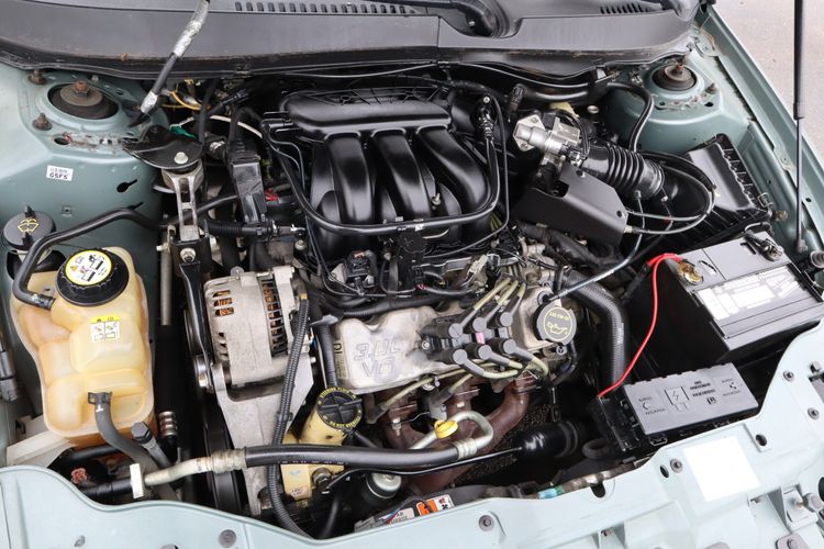 2006 Ford Taurus SEL | Victory Motors of Colorado