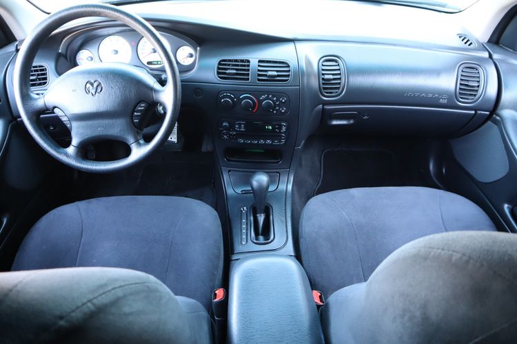 2004 Dodge Intrepid SE | Victory Motors of Colorado