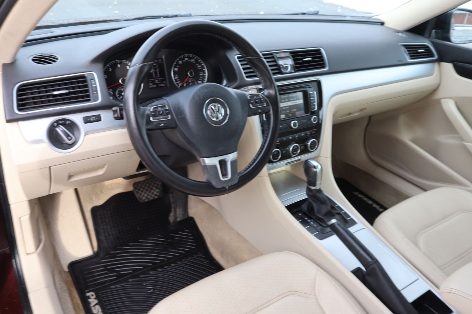2012 Volkswagen Passat SE PZEV | Victory Motors of Colorado