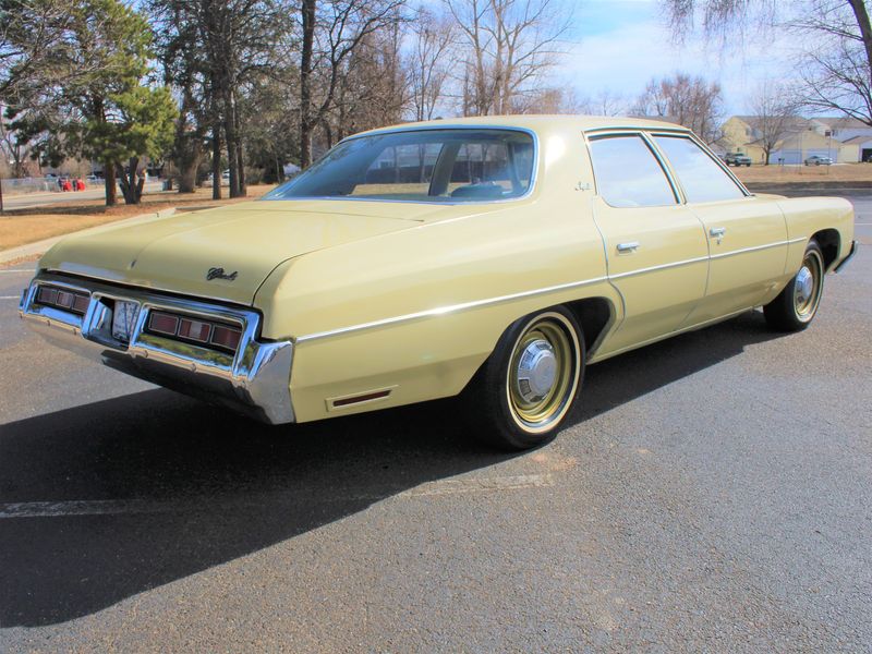 1972 Chevrolet Impala Photos