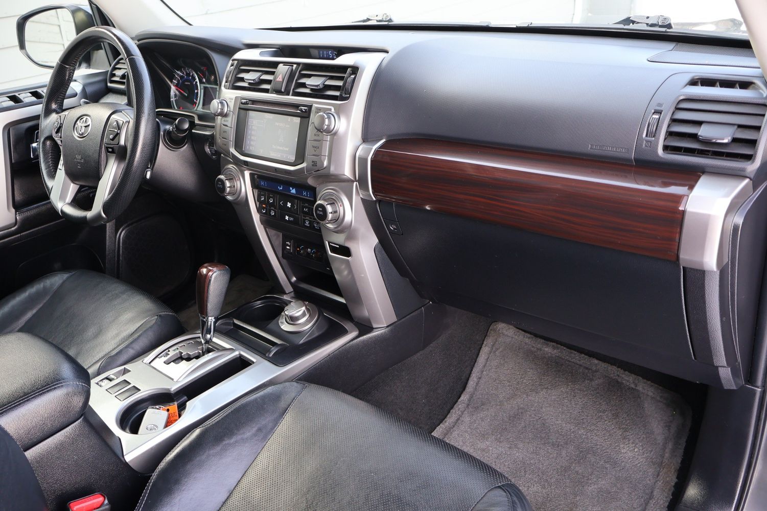 2014 Toyota 4Runner Limited | Victory Motors of Colorado