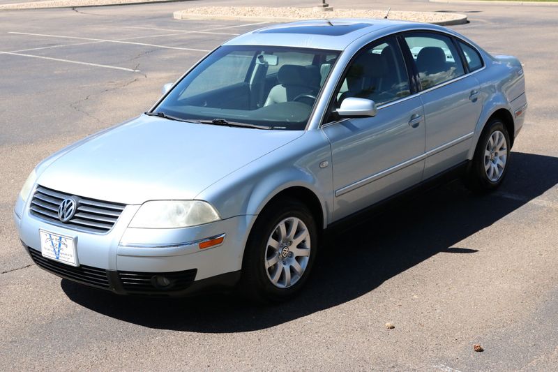 2001 Volkswagen Passat Photos