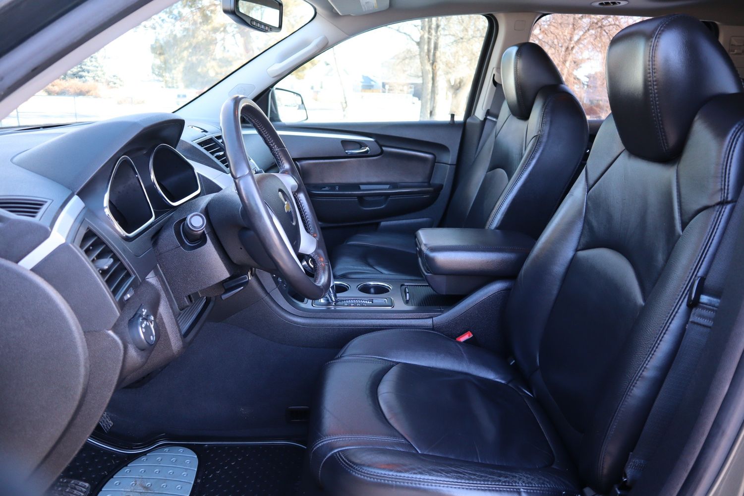 2011 Chevrolet Traverse LT | Victory Motors of Colorado