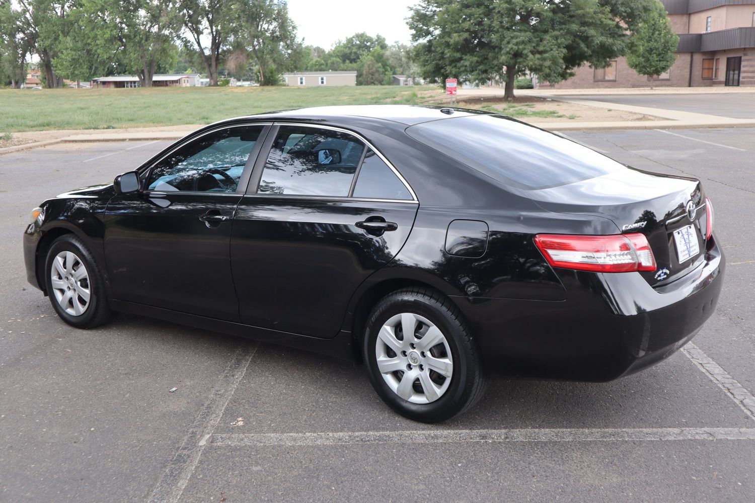 2011 Toyota Camry Base | Victory Motors of Colorado