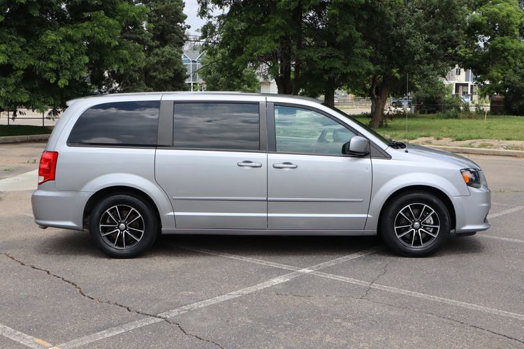 2016 Dodge Grand Caravan American Value Package | Victory Motors of ...