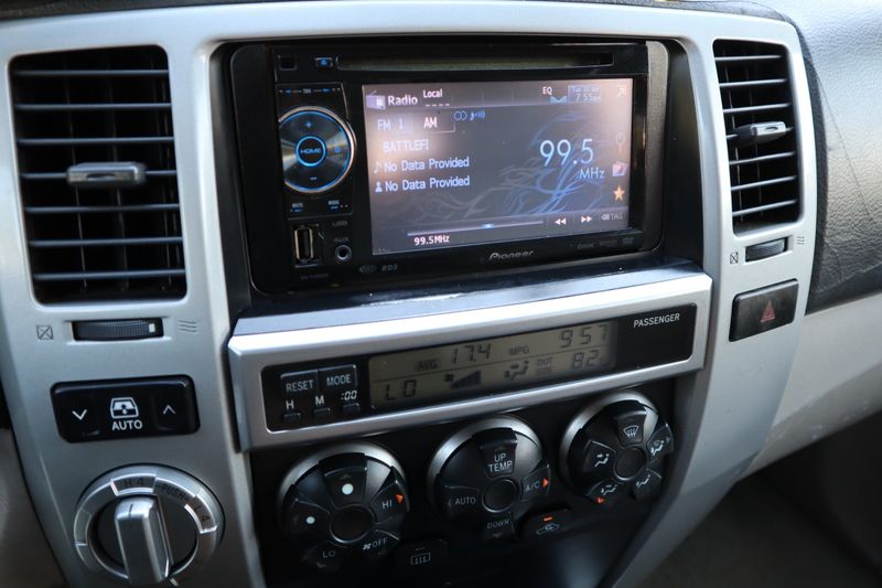 2003 Toyota 4Runner Photos