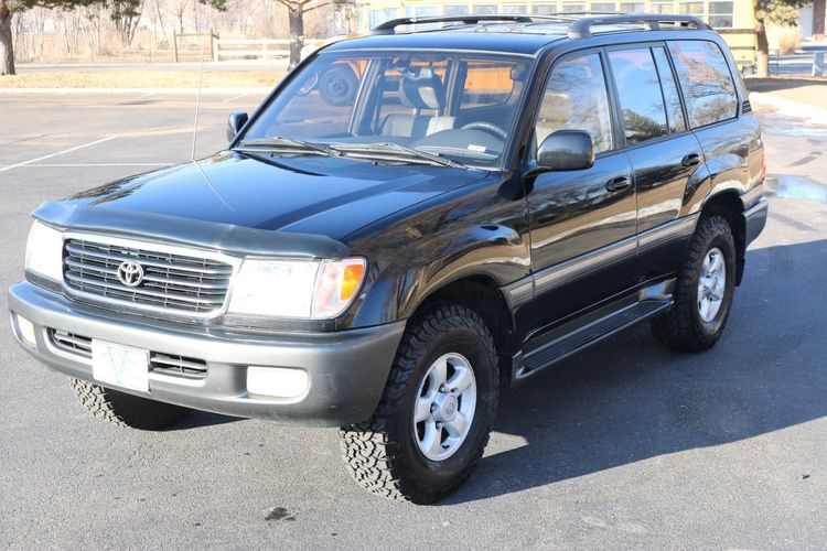 2000 Toyota Land Cruiser | Victory Motors of Colorado