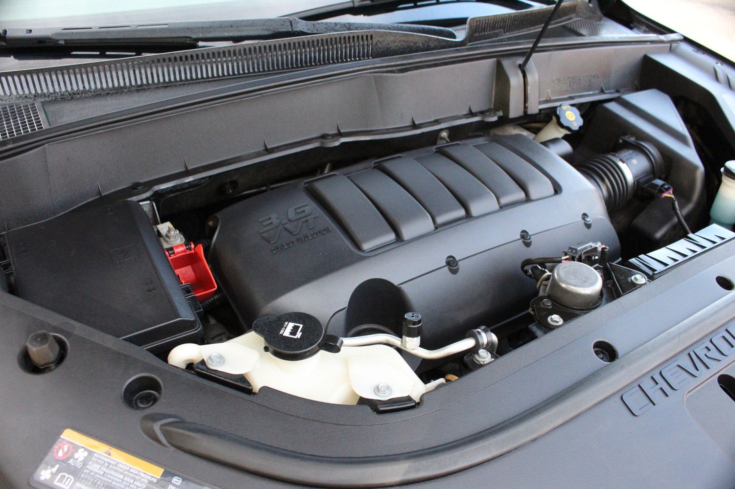 2011 Chevrolet Traverse LT | Victory Motors of Colorado