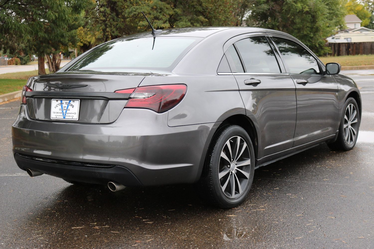2014 Chrysler 200 Touring | Victory Motors of Colorado