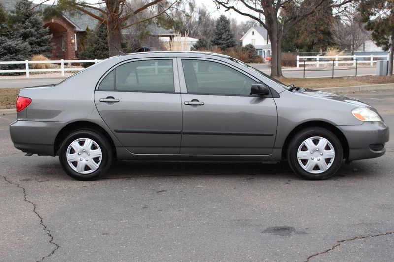 2006 Toyota Corolla Photos