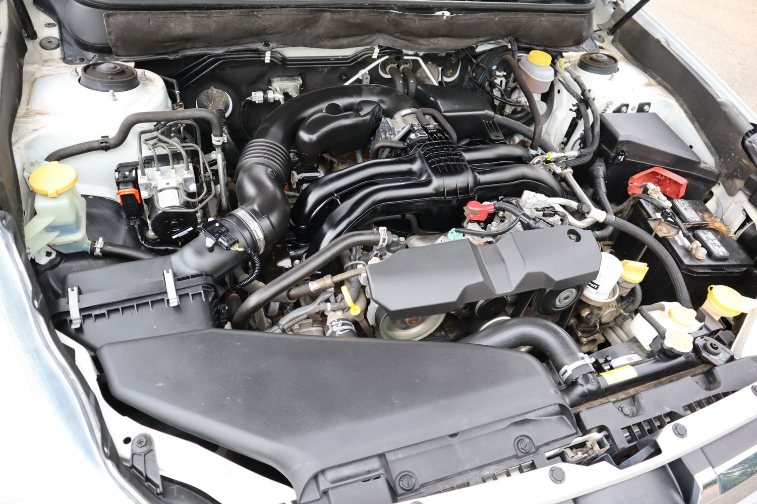 2013 Subaru Outback 2.5i Premium | Victory Motors of Colorado