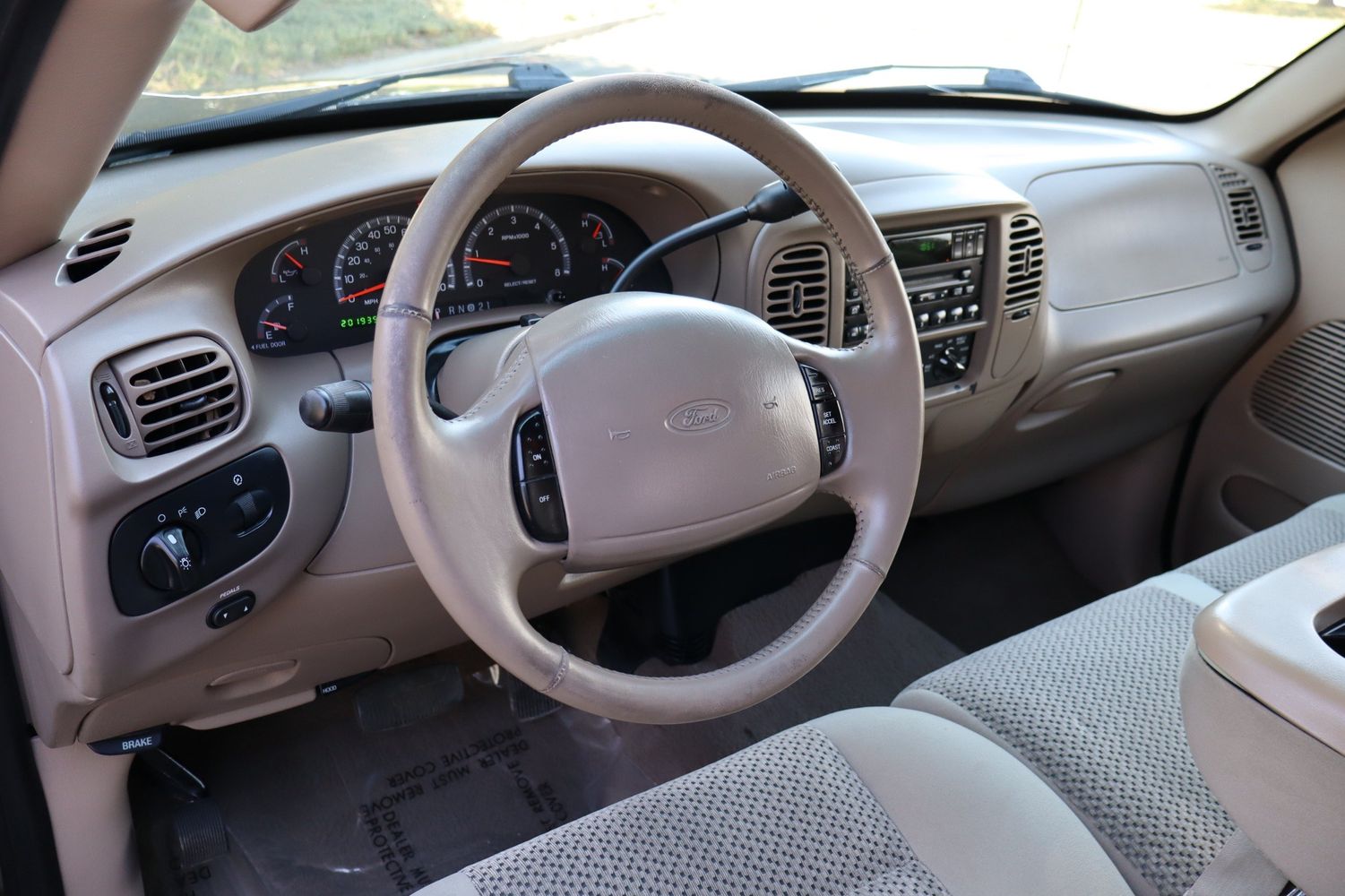 2002 Ford F-150 XLT | Victory Motors of Colorado