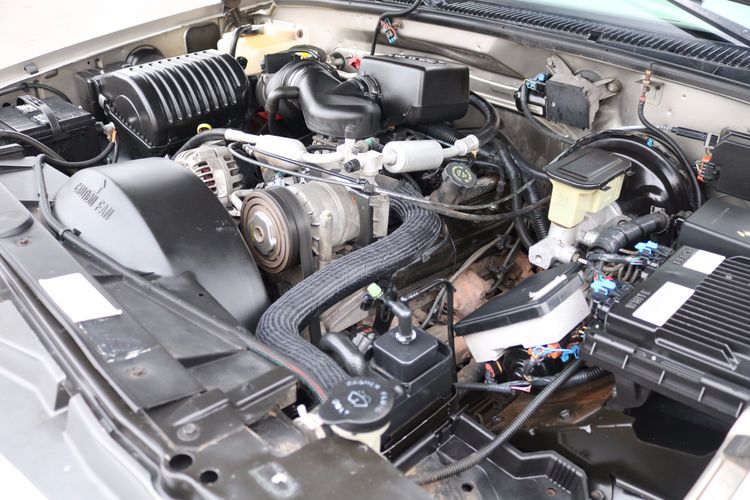 1999 Chevrolet Tahoe LS | Victory Motors of Colorado