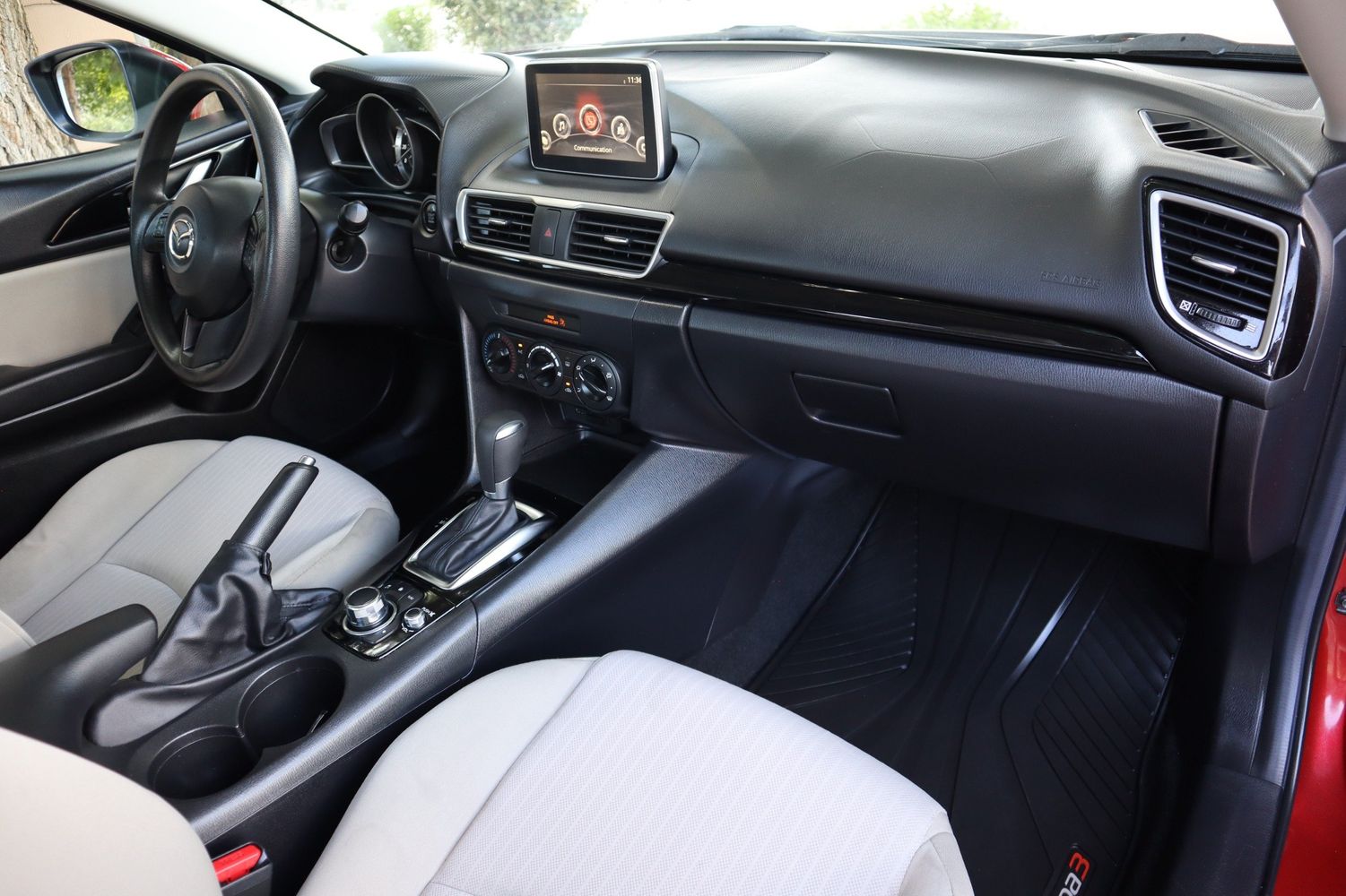 2016 Mazda 3 i Sport | Victory Motors of Colorado