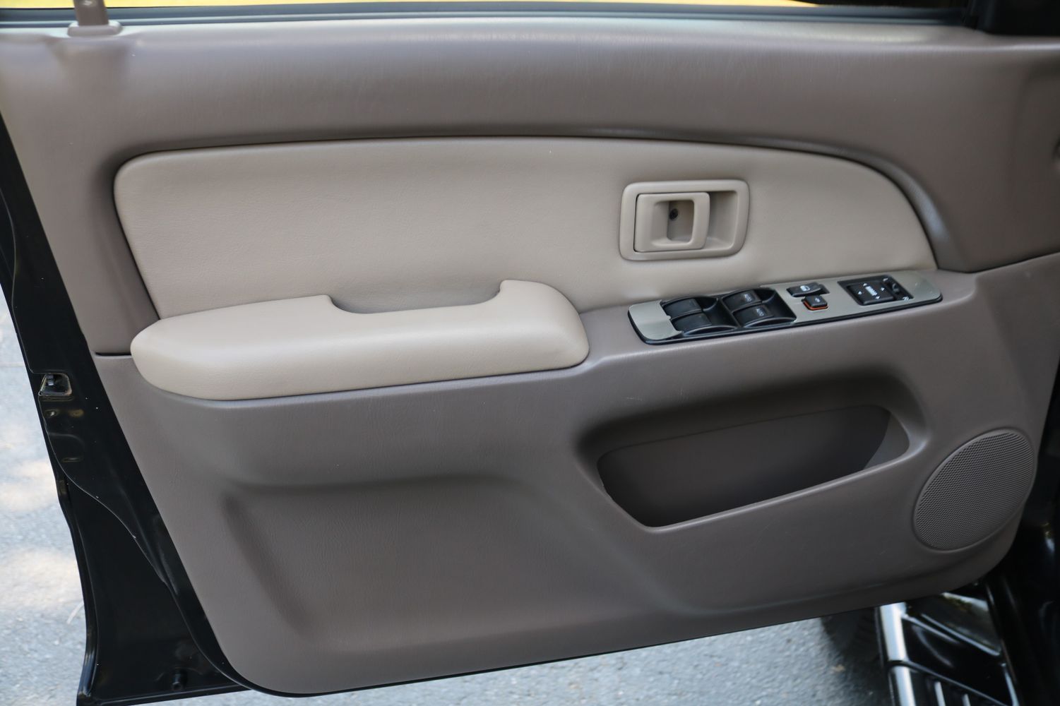 2002 Toyota 4Runner Limited | Victory Motors of Colorado