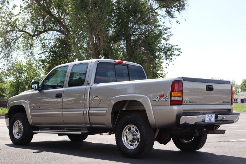 2002 Chevrolet Silverado 2500HD Photos