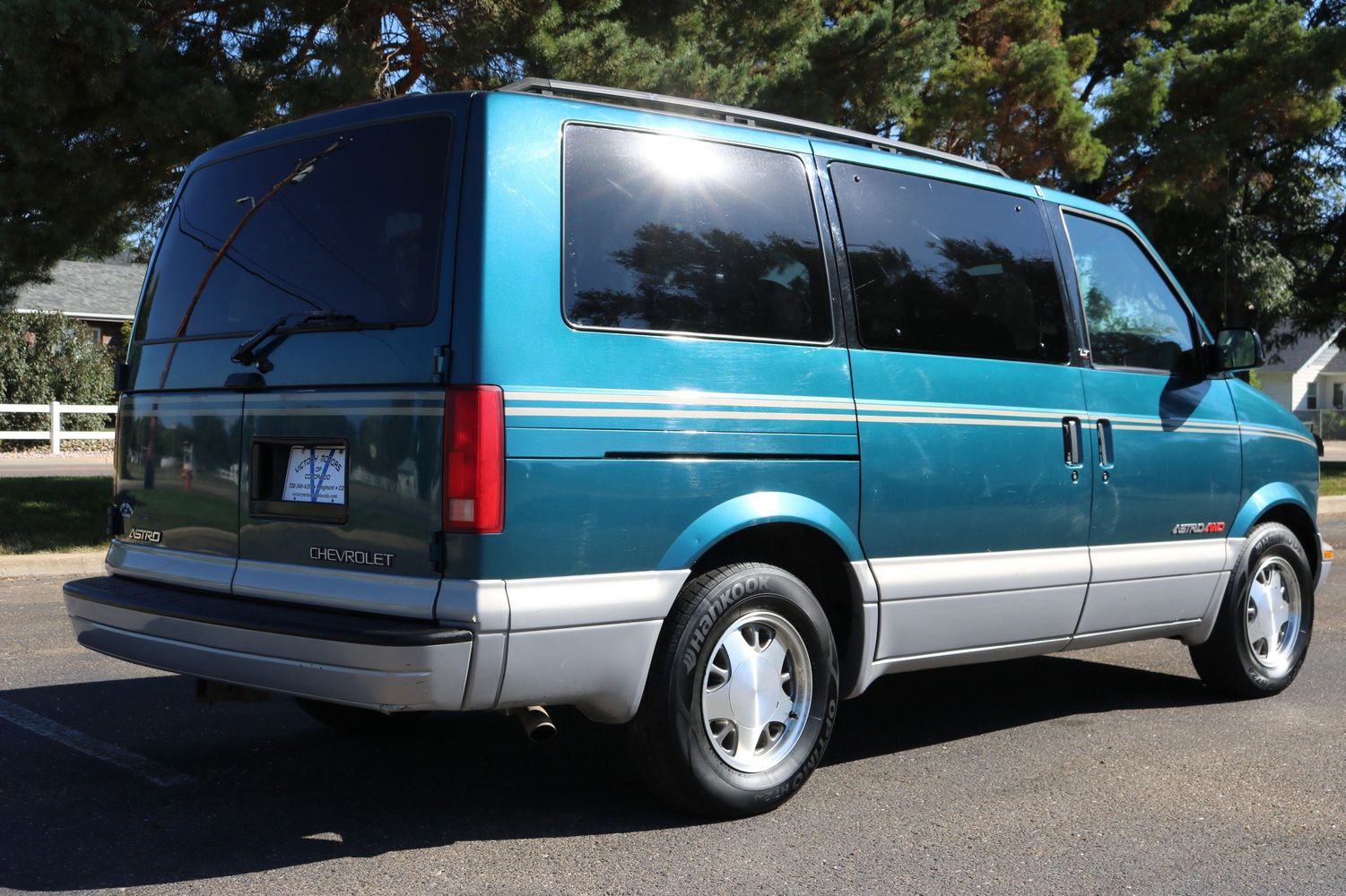 1998 Chevrolet Astro AWD | Victory Motors of Colorado