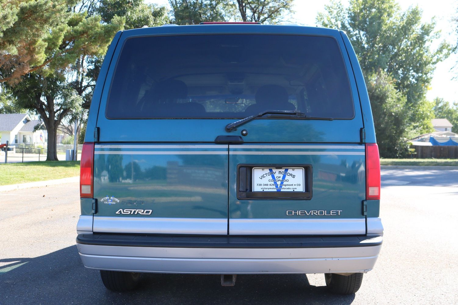 1998 Chevrolet Astro AWD | Victory Motors of Colorado