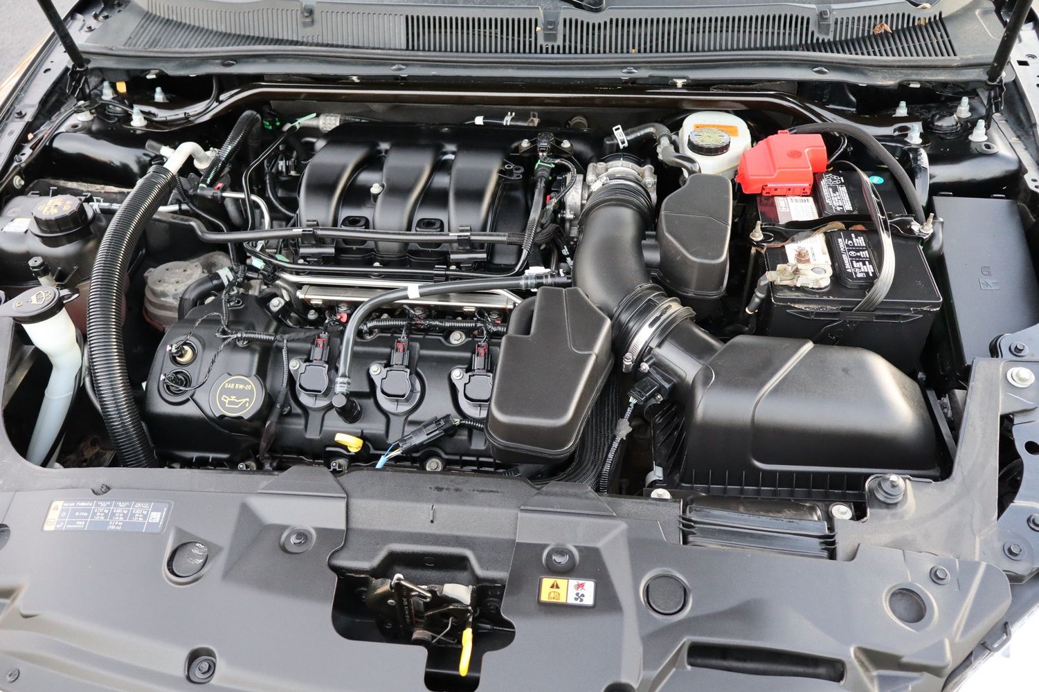 2015 Ford Taurus Limited | Victory Motors of Colorado